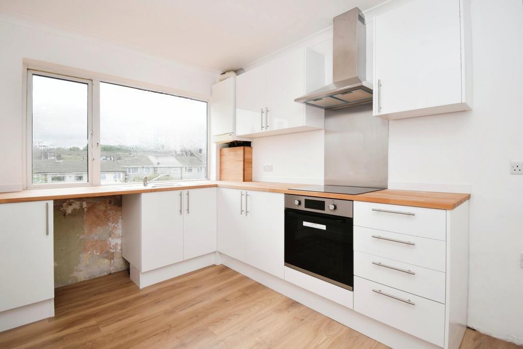 Belmont Road Erith DA8 3 bed flat - £1,800 pcm (£415 pw)