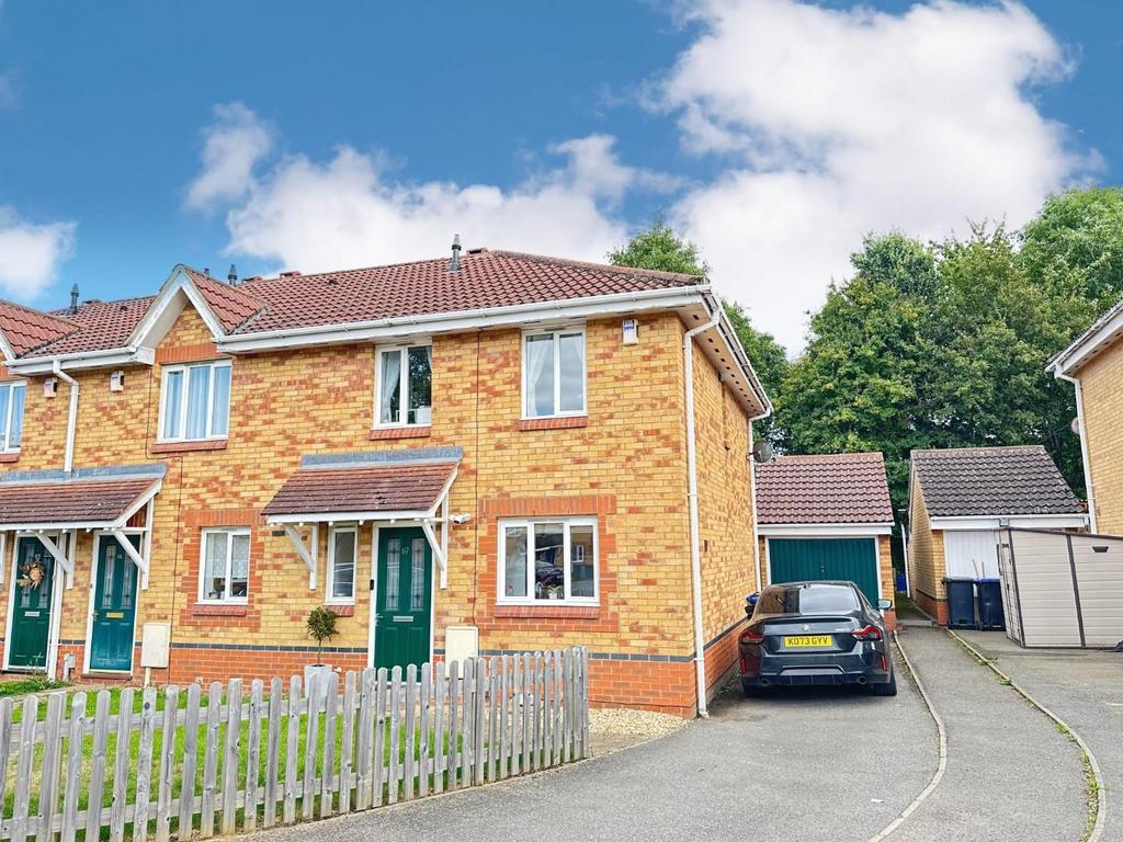 Riverstone Way, Northampton NN4 3 bed end of terrace house for sale - £ ...