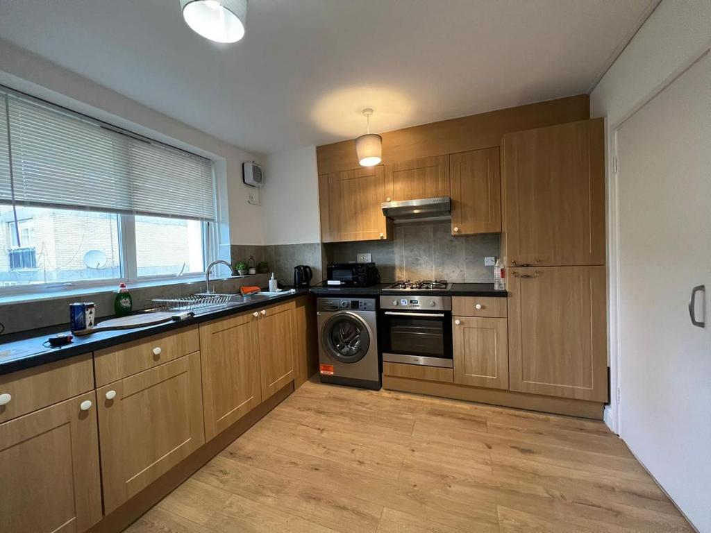 Trimdon Building, Plender Street, London 4 bed flat to rent - £3,250 ...