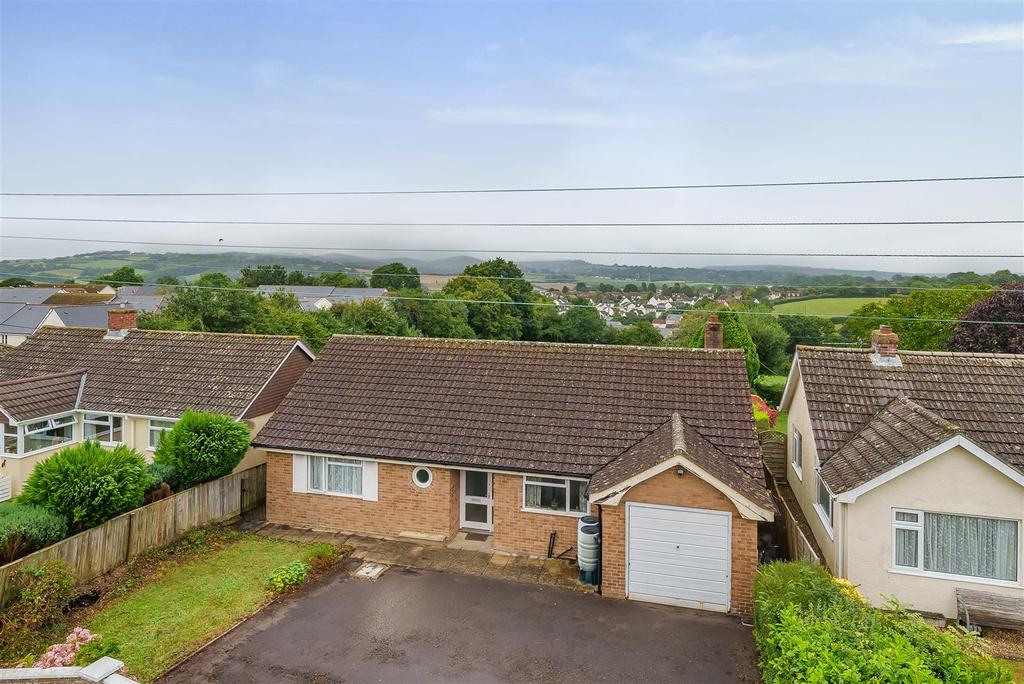 Sector Lane, Axminster 3 bed bungalow - £300,000