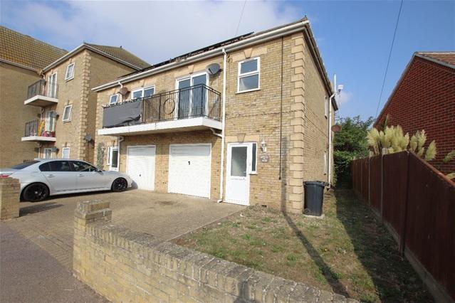 Broadway, Jaywick Sands, Clacton on Sea 3 bed semi-detached house for ...