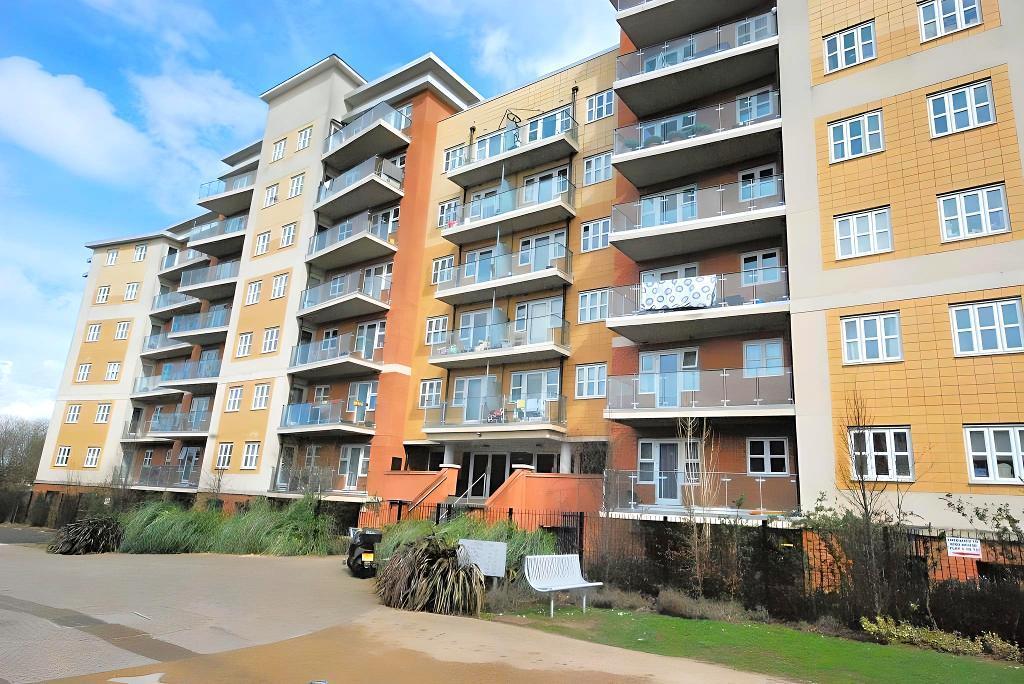 BRIDGE COURT, STANLEY ROAD, HARROW... 2 bed flat - £284,950
