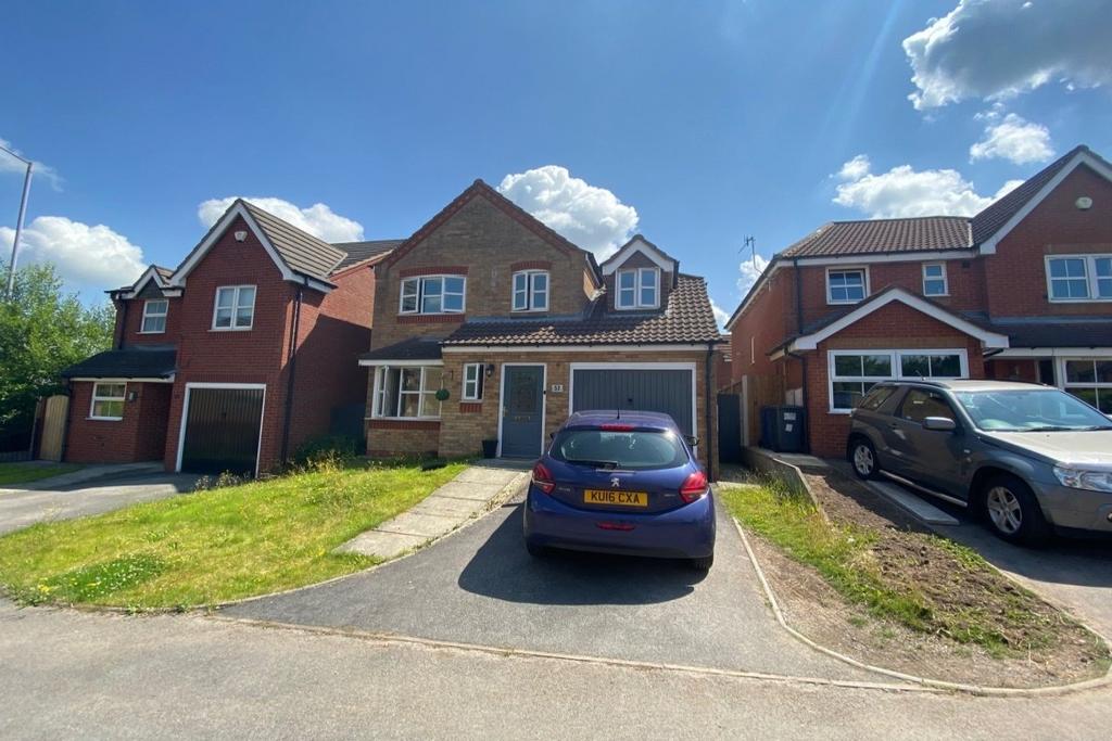 Woodrow Way, Newcastle ST5 3 bed detached house - £1,100 pcm (£254 pw)