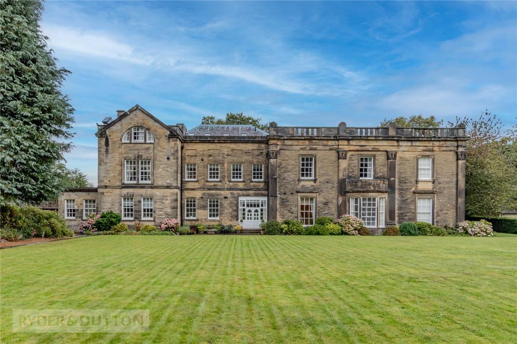 Huddersfield Road, Meltham... 2 bed apartment - £350,000