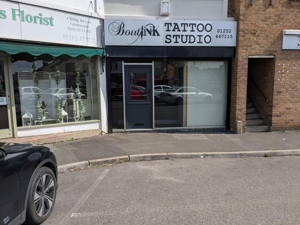 2 Bridge Road, Farnborough, GU14 0HS Retail property (high street) - £ ...