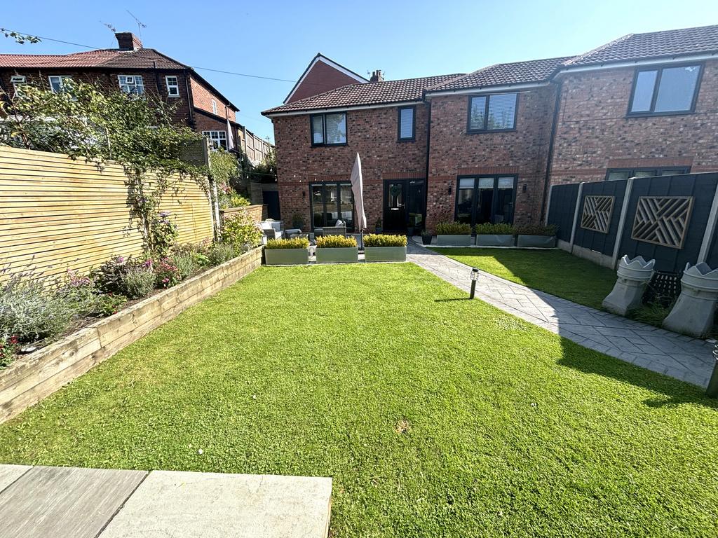 Stream Terrace, Offerton 3 bed semi-detached house - £320,000