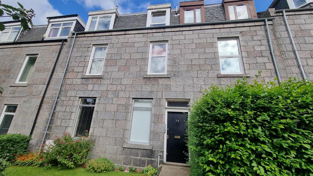 Watson Street, Rosemount, Aberdeen, AB25 2 bed flat - £700 pcm (£162 pw)