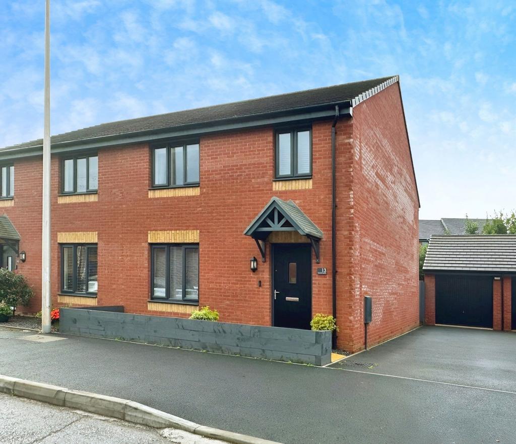 Exeter EX1 4 bed semi-detached house - £375,000