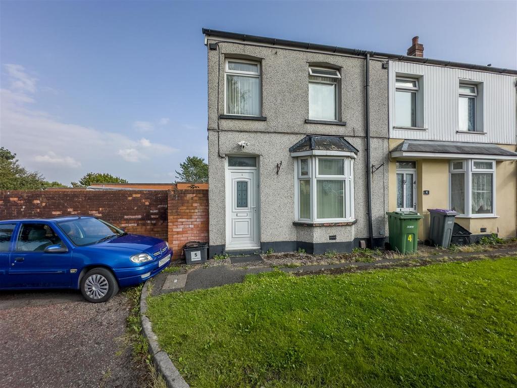 Gilwern Place, Cwmbran NP44 3 bed terraced house - £160,000