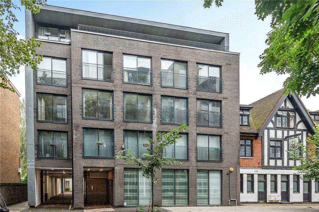 Long Lane, London 2 bed apartment - £575,000