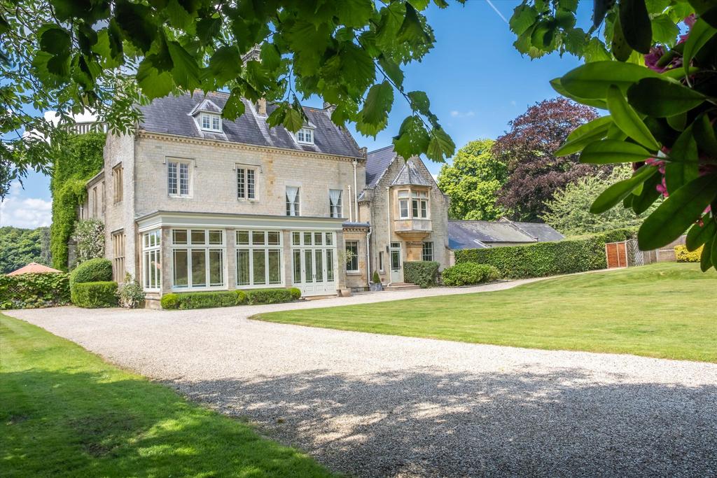 Lodsworth, Petworth, West Sussex, GU28 5 bed detached house for sale ...