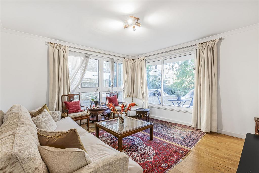 Warwick Drive, Putney 1 bed flat - £325,000