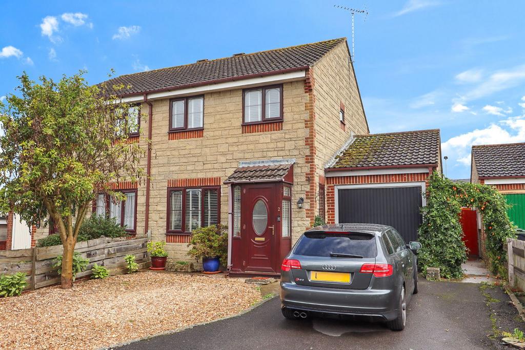 The Kilns, Calne SN11 3 bed semi-detached house - £290,000