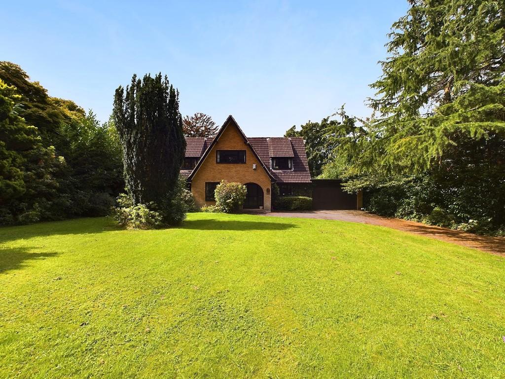 Lower Broad Oak Road, West Hill... 3 bed detached house for sale - £745,000