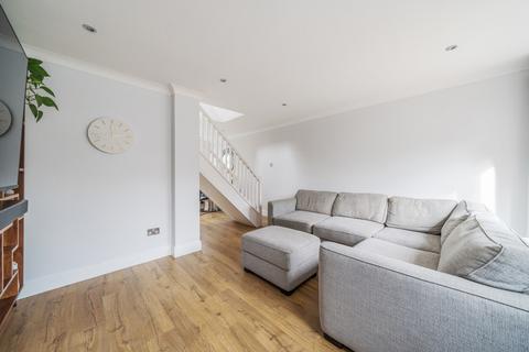 Houses for sale in Shepperton | OnTheMarket