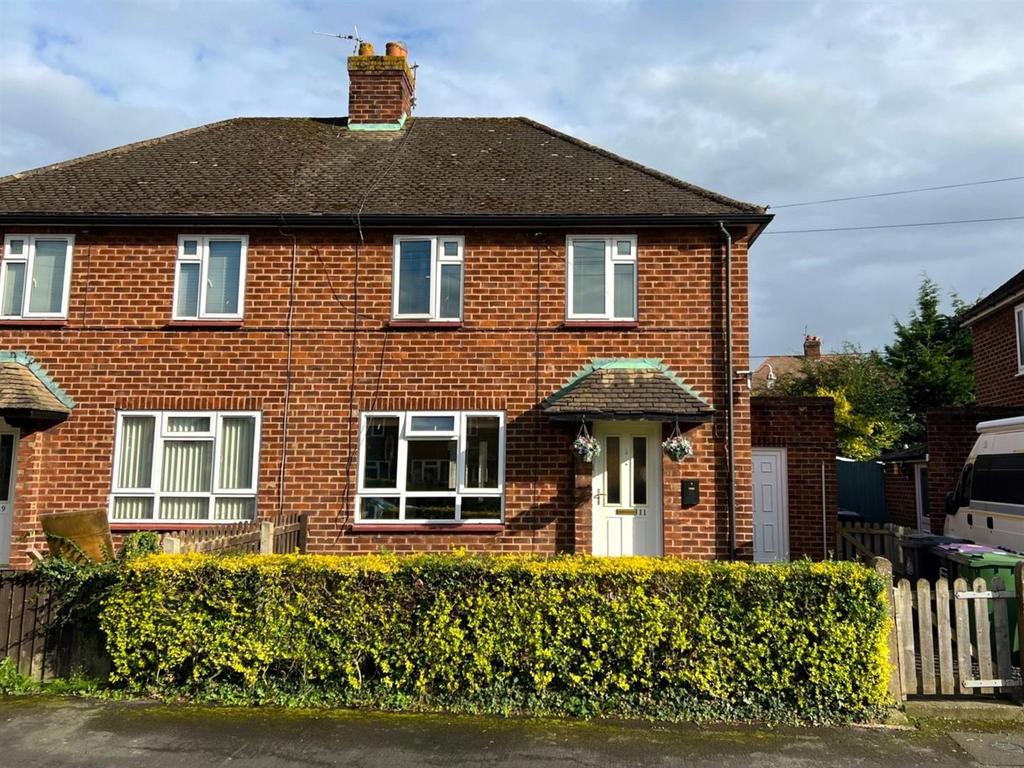 Beech Drive, Ellesmere. 2 bed semi-detached house - £199,995