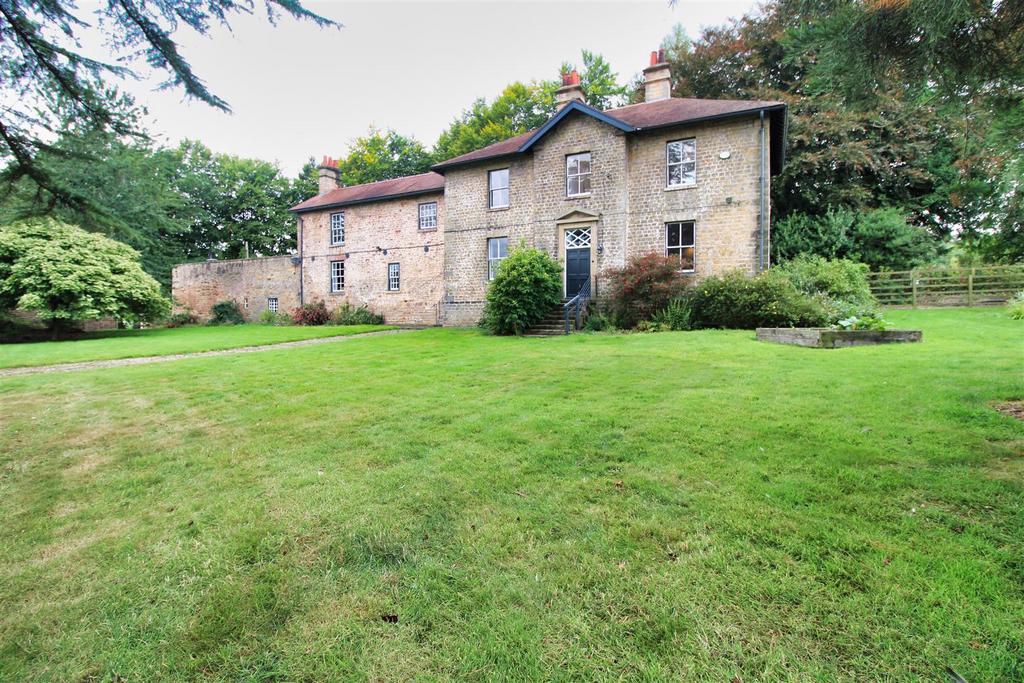 Raby Park, Darlington DL2 5 bed detached house - £2,000 pcm (£462 pw)