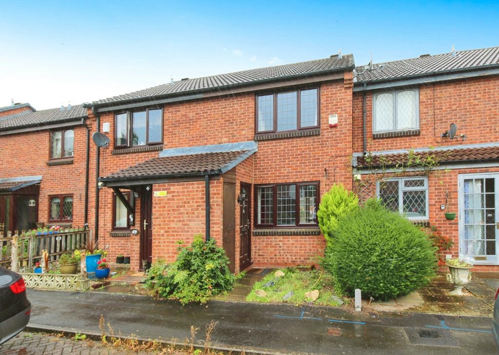 William Tarver Close, Warwick, CV34 2 bed terraced house - £240,000