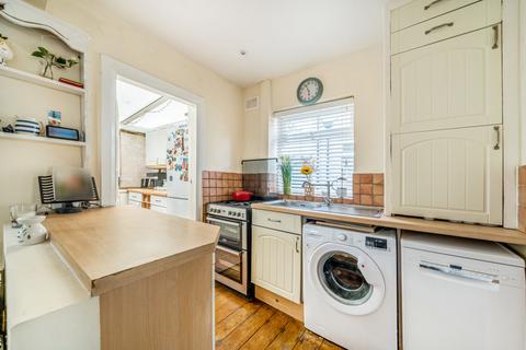 Houses for sale in Twickenham | OnTheMarket