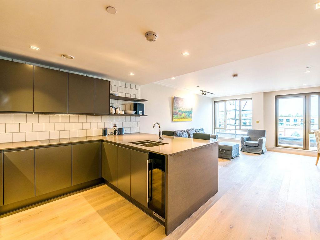 Queens Wharf, 2 Crisp Road, W6 2 bed apartment - £1,195,000