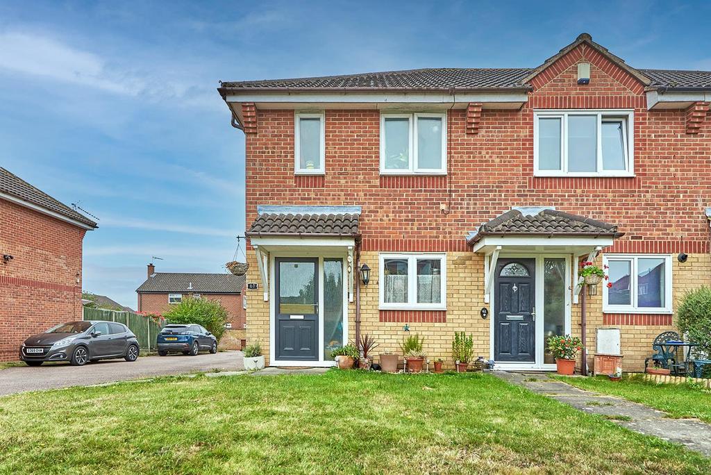 The Meadows, Bishop's Stortford CM23 2 bed end of terrace house - £379,995