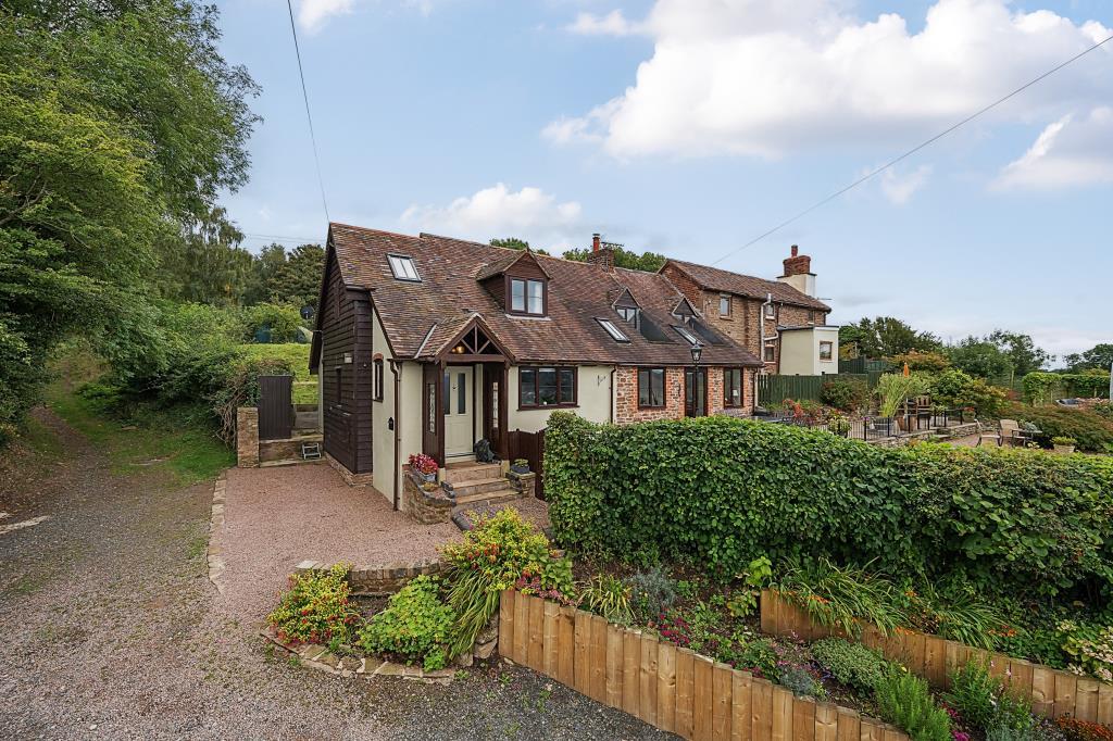 The Downs, Bromyard, Herefordshire... 3 bed cottage - £425,000