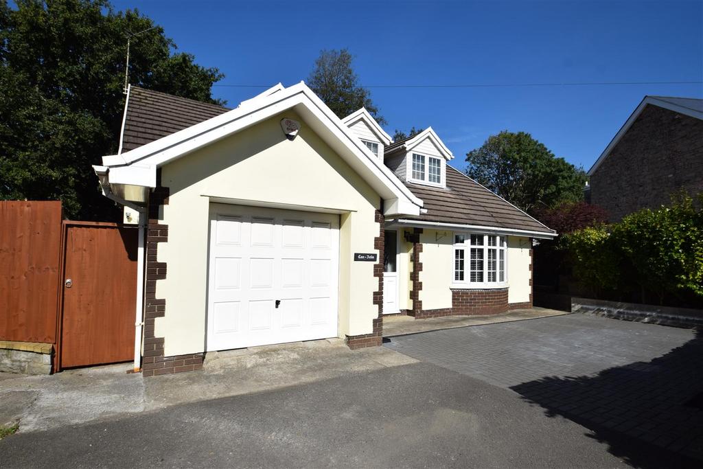 Cae-felin, Bryncethin, Bridgend... 3 bed detached house for sale - £355,000