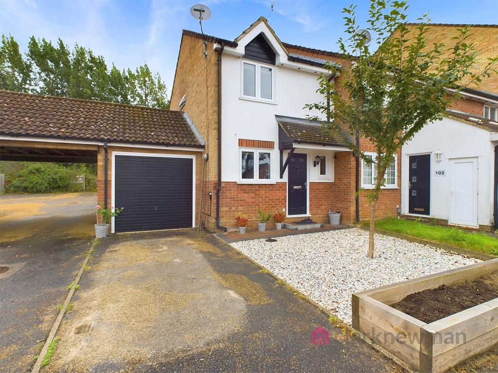 Markwell Wood, Harlow CM19 3 bed end of terrace house - £380,000
