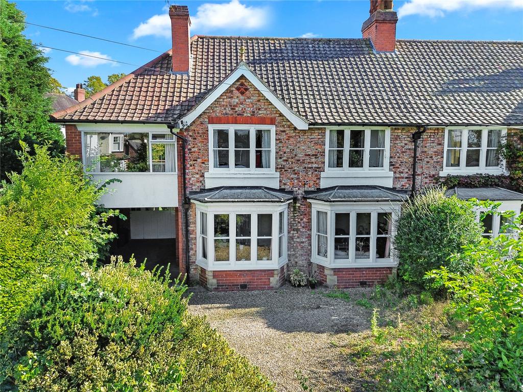 Marton Moor Road, Nunthorpe 4 bed semi-detached house for sale - £385,000