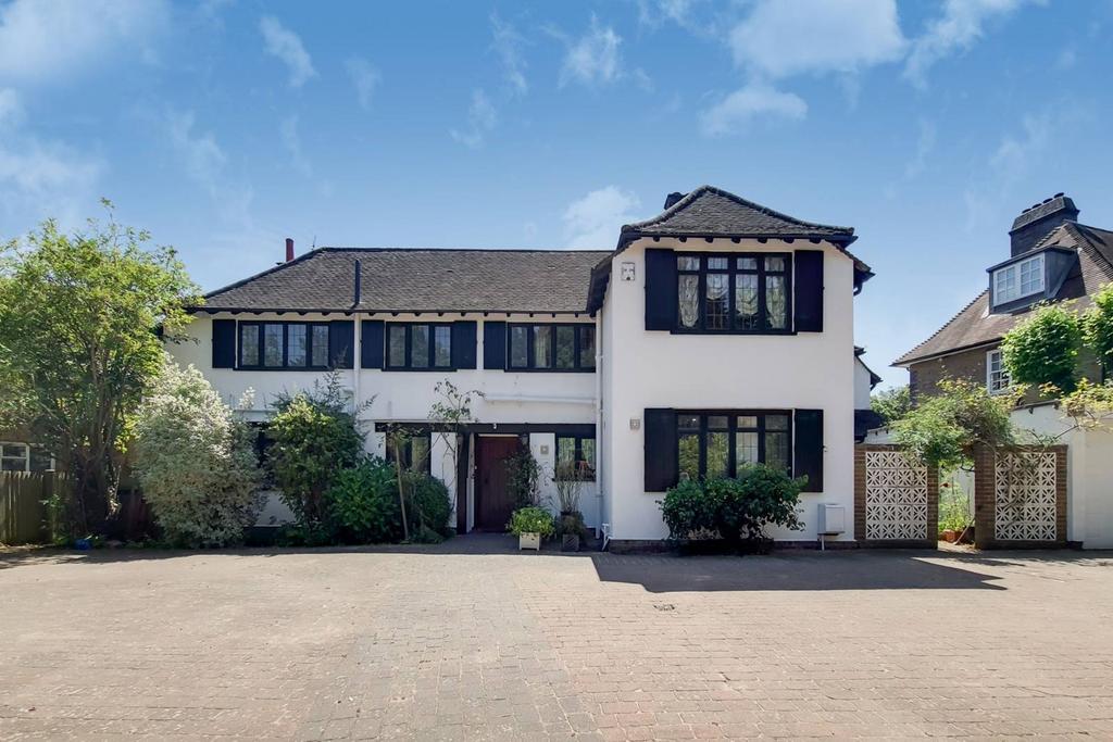 Shortlands Road, Shortlands, Bromley... 5 bed detached house - £1,850,000