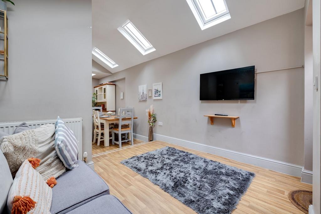 King Street, Chester CH1 4 bed terraced house - £600,000