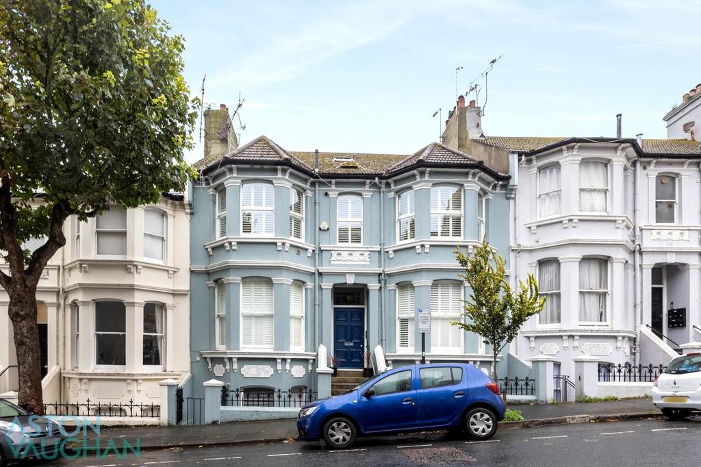 Eaton Place, Brighton BN2 4 bed maisonette - £800,000
