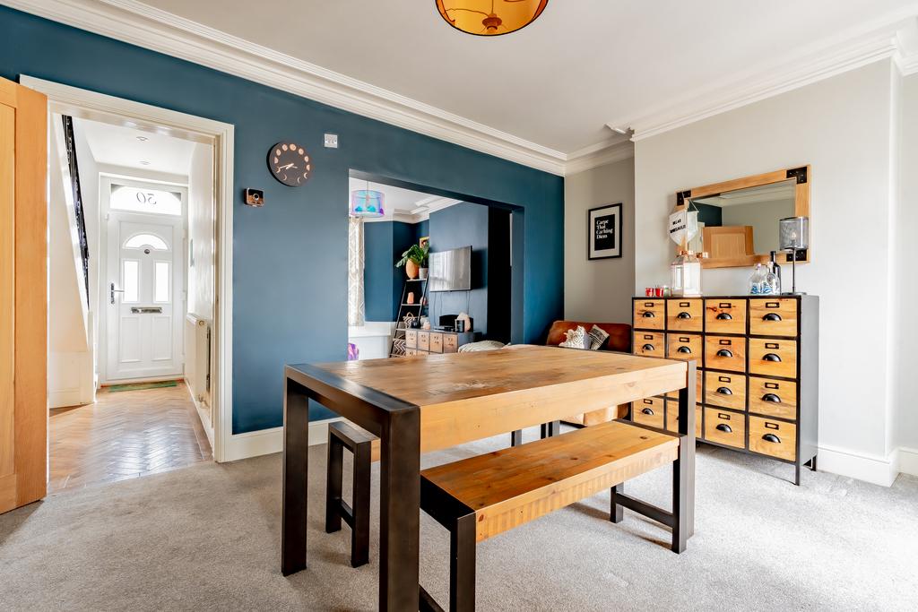 Bristol BS16 2 bed terraced house - £325,000