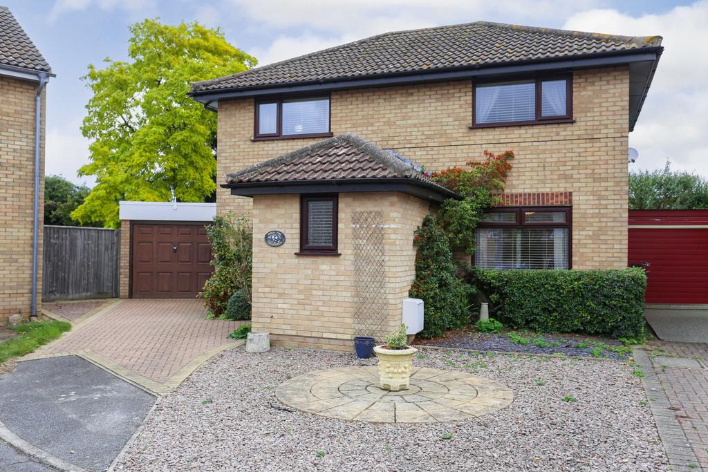 Chelsworth Road, Suffolk IP11 3 bed detached house - £325,000