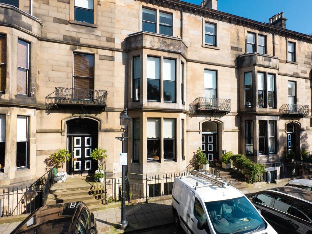 Kingsborough Gardens, Hyndland, Glasgow 2 bed apartment - £395,000