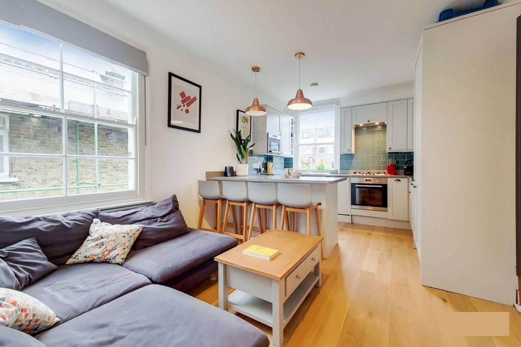 Hackford Road, SW9, Oval, London, SW9 2 bed flat - £2,600 pcm (£600 pw)