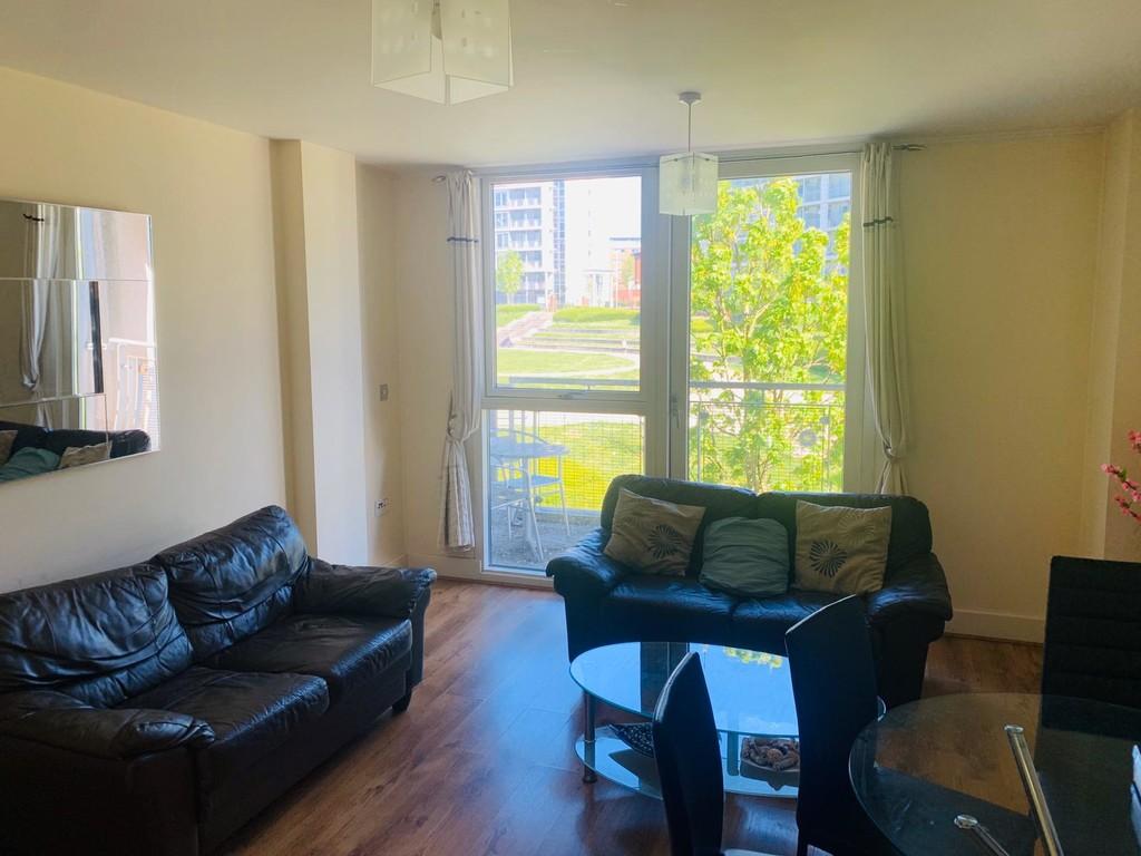 28 Alfred Knight Way, Birmingham B15 2 bed apartment - £1,100 pcm (£254 pw)