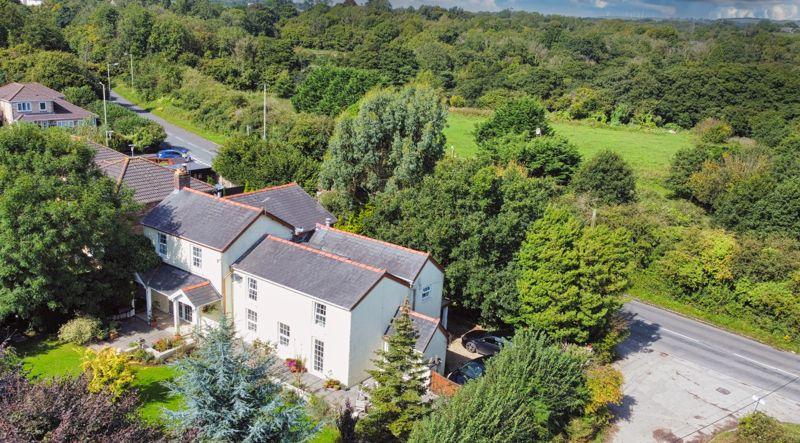 The Elms Farm, Castell Y Mwnws... 4 bed detached house - £599,950