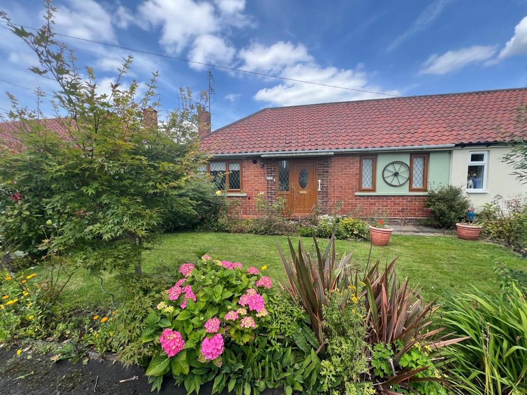 Garmondsway Road, West Cornforth 2 bed semi-detached bungalow - £85,000