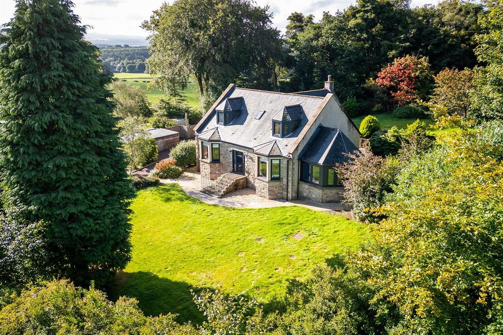 South Lodge, Craigbinning, Dechmont 4 bed detached house - £650,000