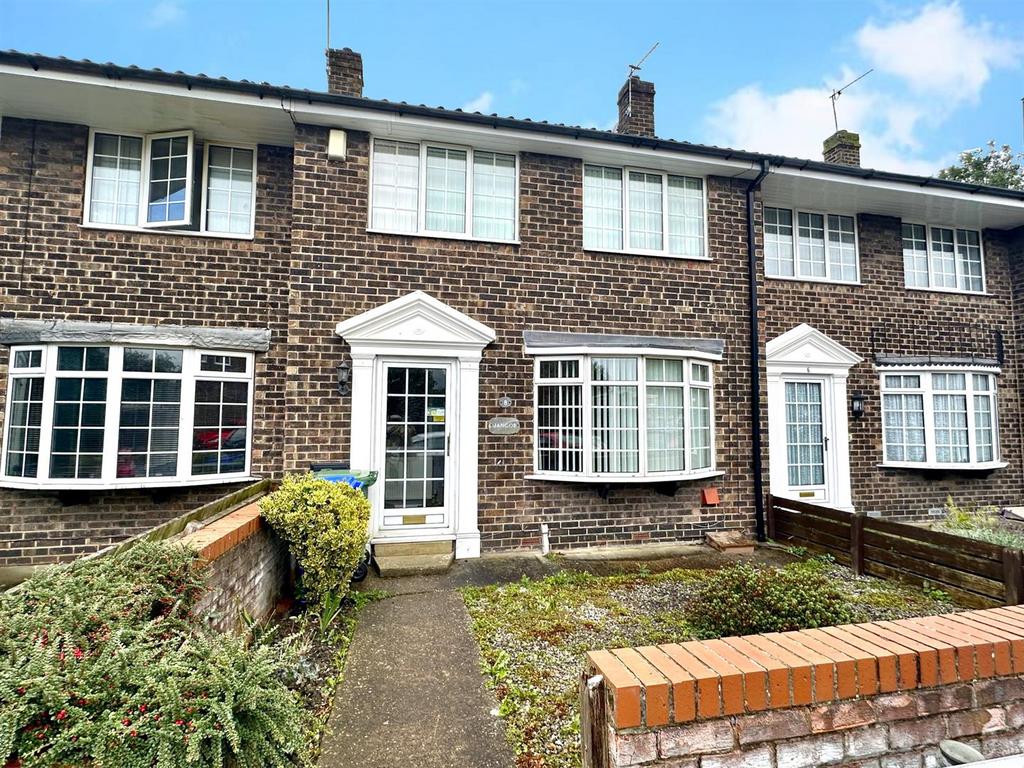 Willow Green, Gilberdyke, Brough 3 bed terraced house - £140,000