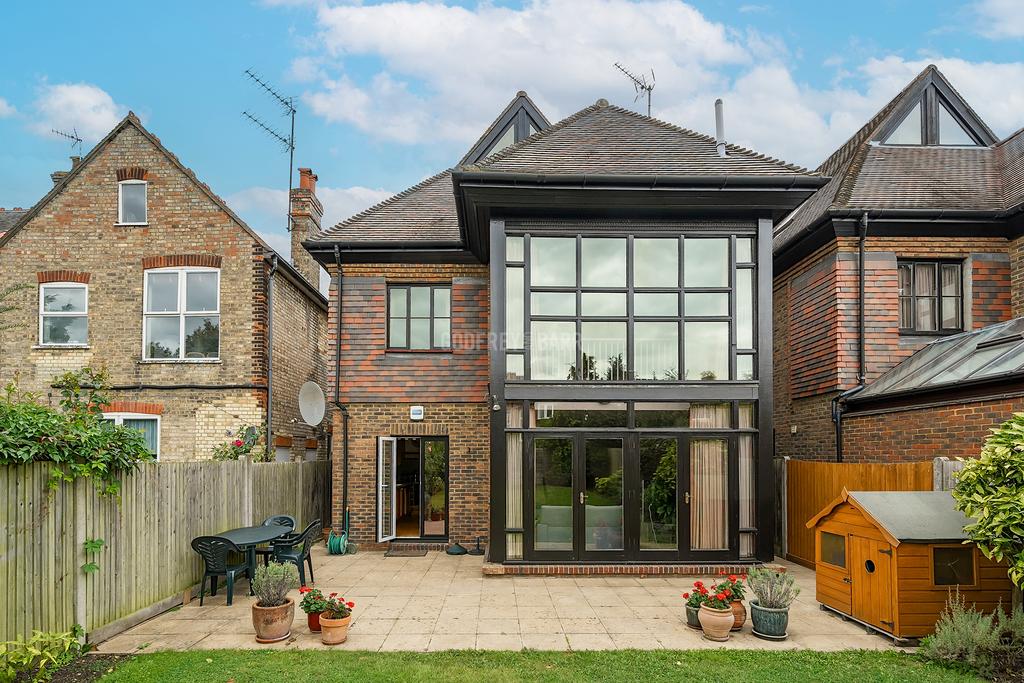 Finchley N3 4 bed detached house - £1,650,000