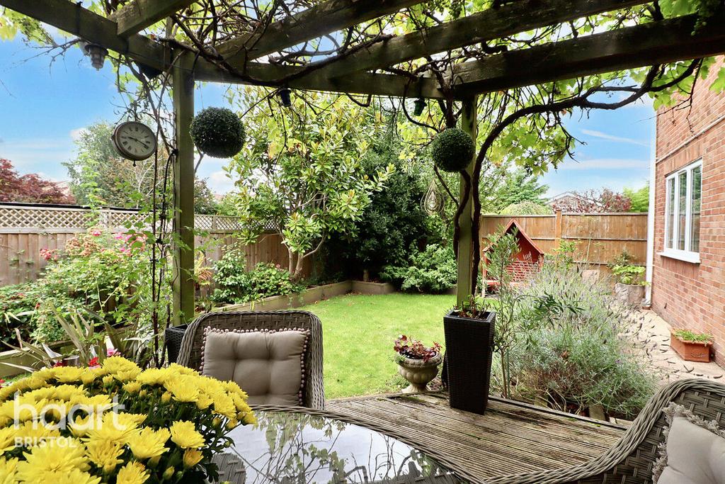 Sally Barn Close, Bristol 4 bed detached house - £600,000