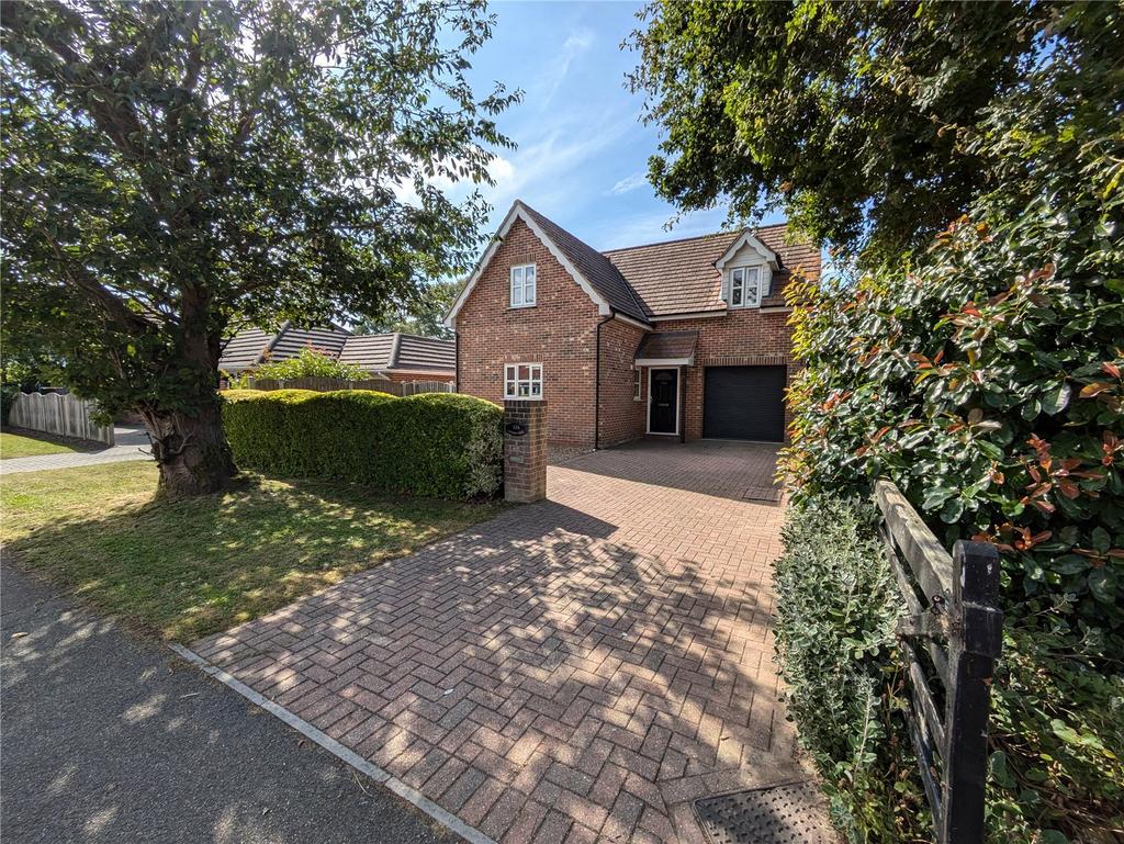 Maypole Green Road, Colchester, CO2 3 bed detached house - £425,000