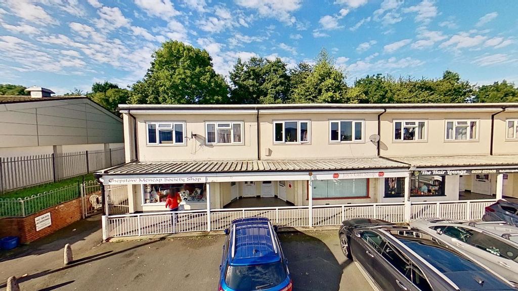 58 Bulwark Road, Bulwark, Chepstow... 2 bed flat - £110,000