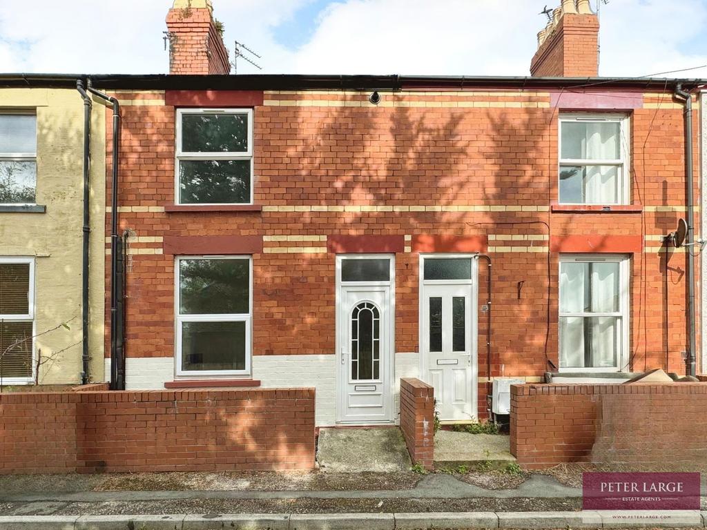 3 Vale View Terrace, Rhyl, LL18 4PB 2 bed terraced house - £119,950