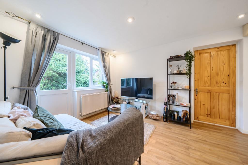 Riley Close, Abingdon, OX14, OX14 1 bed semi-detached house - £240,000