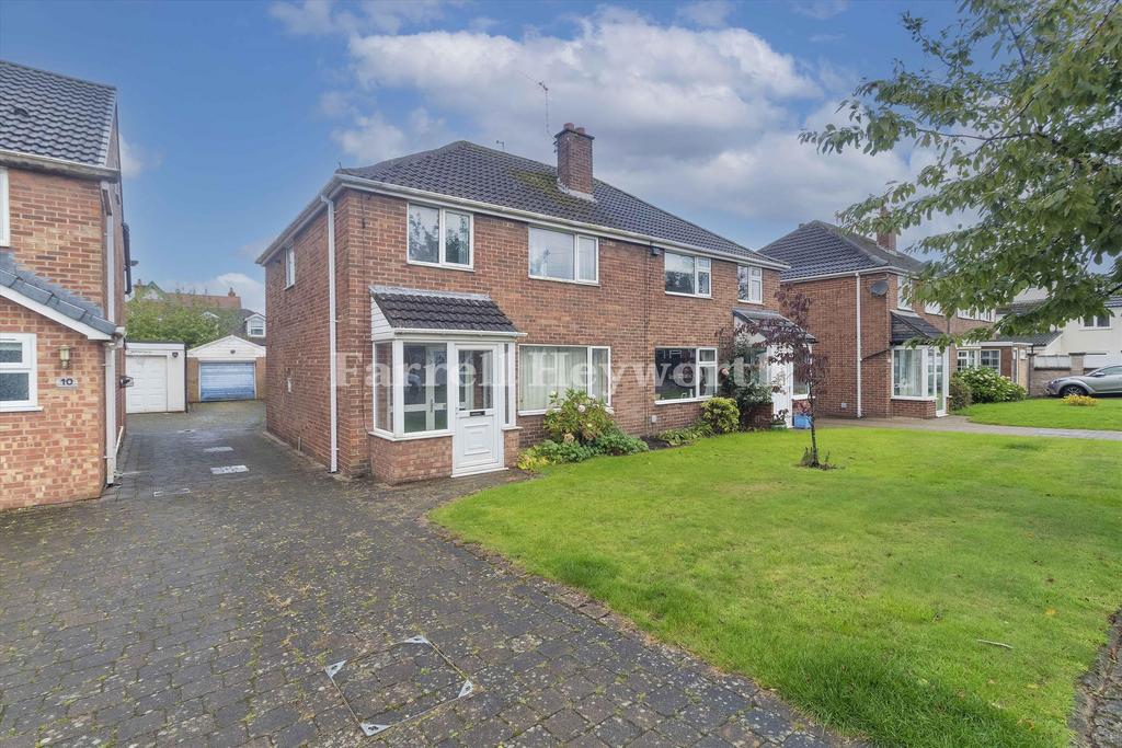 Taywood Close, Poulton Le Fylde FY6 3 bed semi-detached house - £179,995