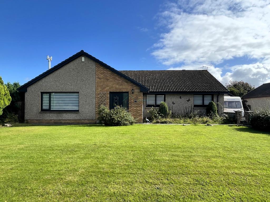 1 Mary Croft, Rafford, Forres... 4 bed bungalow - £395,000
