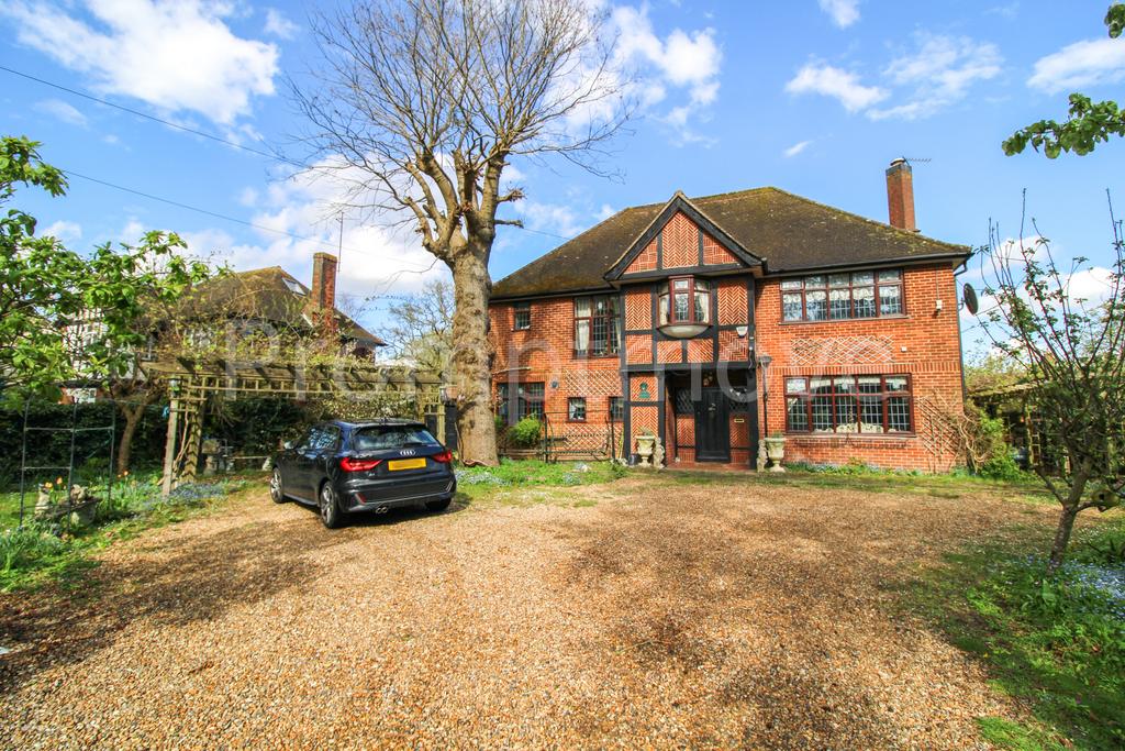 London Road Luton LU1 3RJ 5 bed detached house - £1,100,000